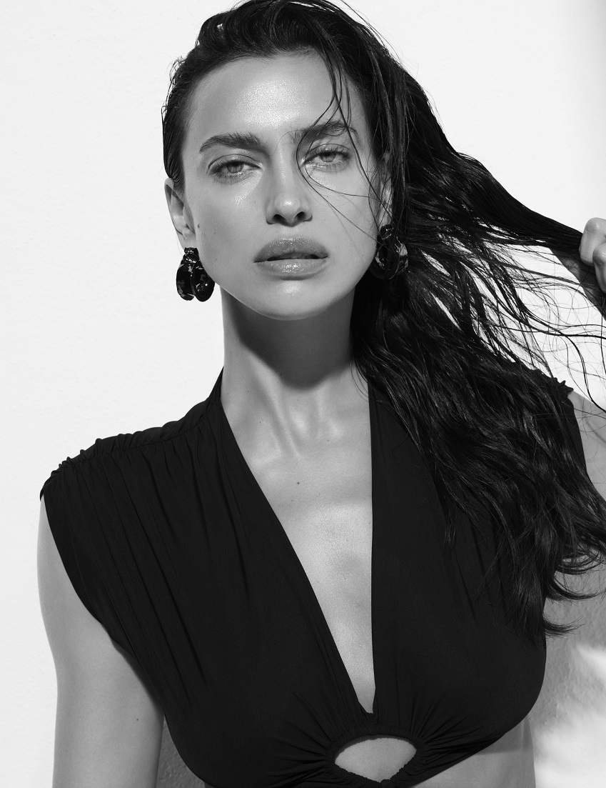 Ünlü model Irina Shayk'tan olay pozlar